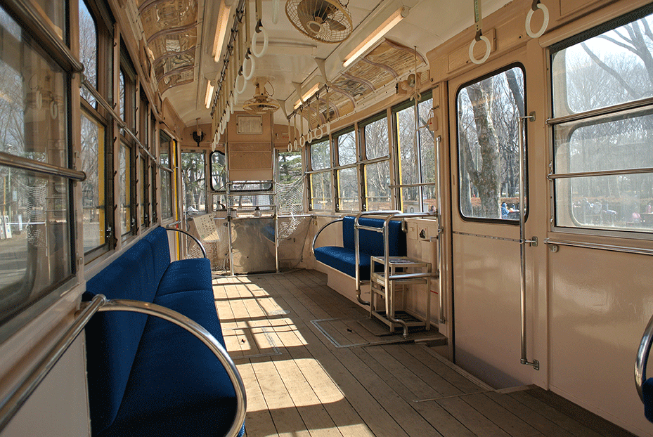 toden-inside | Tokyo Private Tour Guide : Kaori with J-cloppers